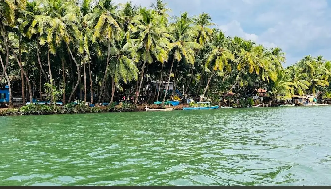 pauils Boating | 2 hour boat ride | Book now - Honavar boating