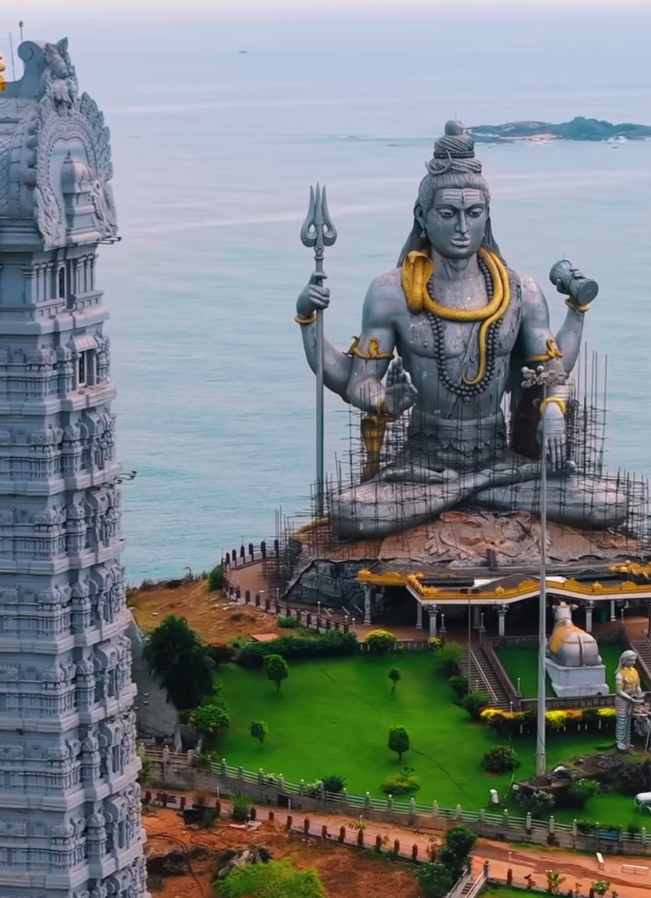 Murudeshwar Temple Beach|Scuba Diving & Tourist Places - Honavar boating