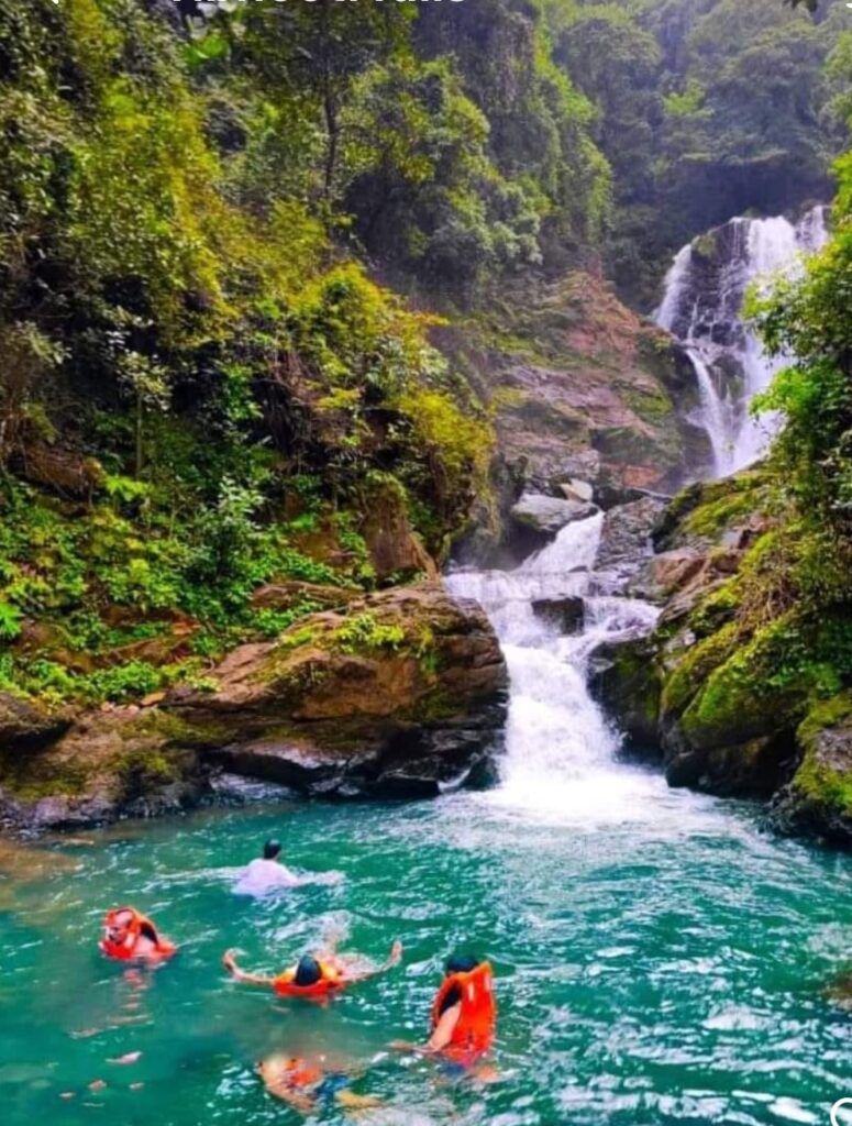 Vibhooti Falls Gokarna Trek Swimming and Nearby Attractions - Honavar ...